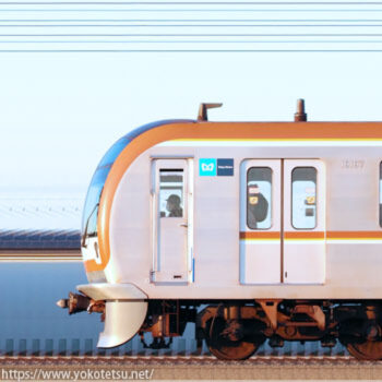 和光検車区10000系10107F編成海側（2側） – 横鉄 -長編成サイドビュー-