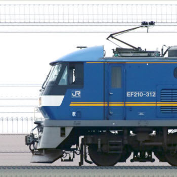 EF210-312[吹]（公式側）＋コキ100系 – 横鉄 -長編成サイドビュー-